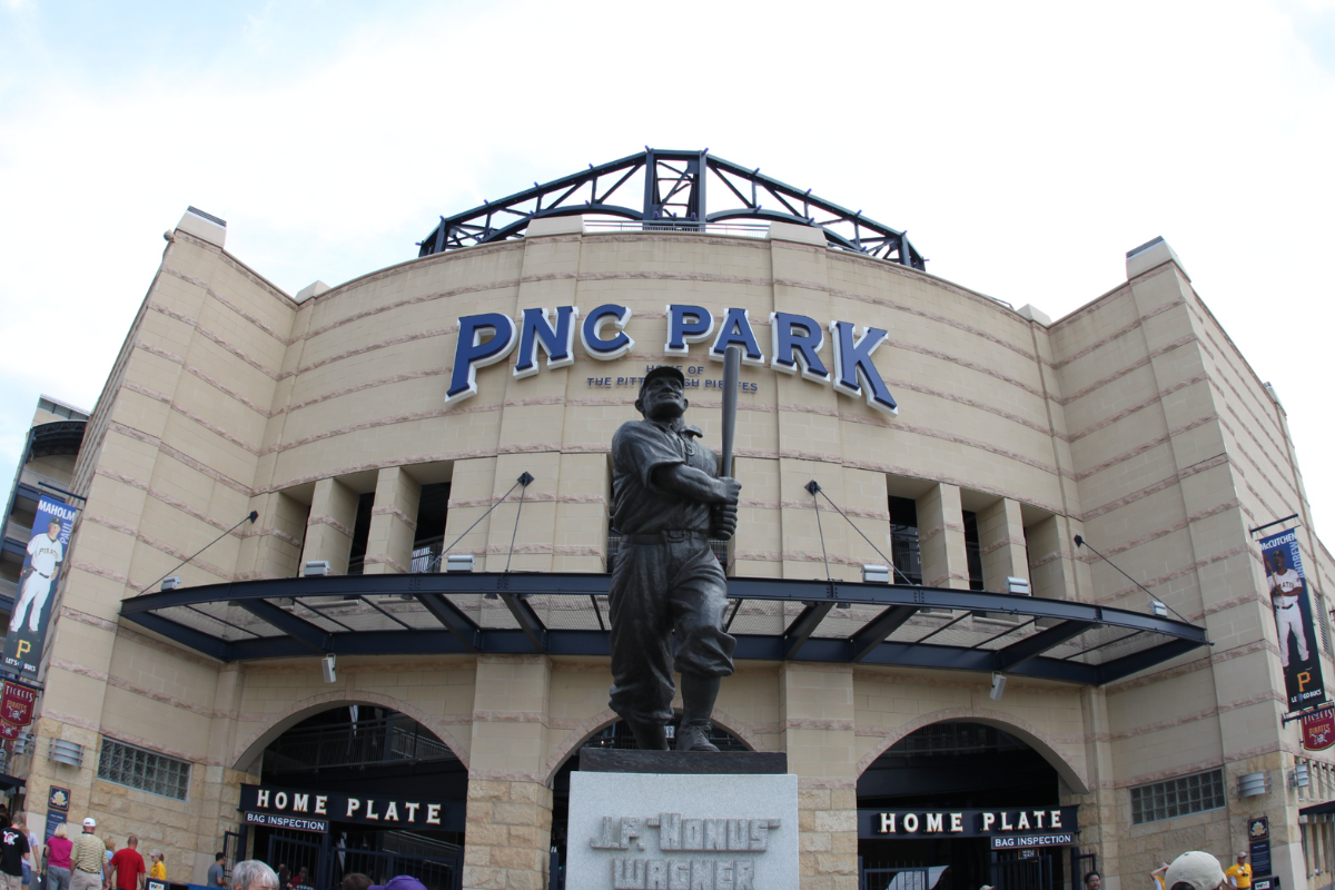 Pittsburgh Pirates Fans Outraged as 'Bucco Bricks' Tossed Aside During