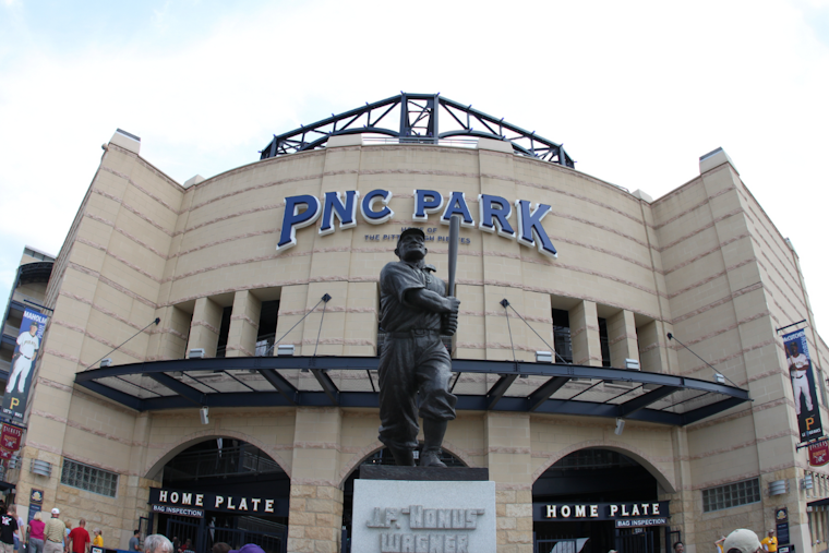 Pittsburgh Pirates Fans Outraged as 'Bucco Bricks' Tossed Aside During
