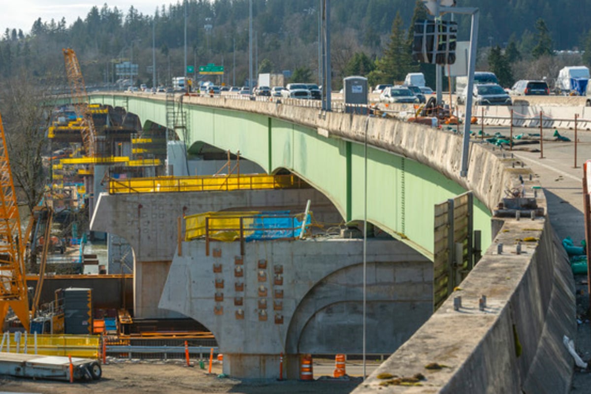 Plan Ahead, I-205 and Abernethy Bridge Construction to Affect OR 43,