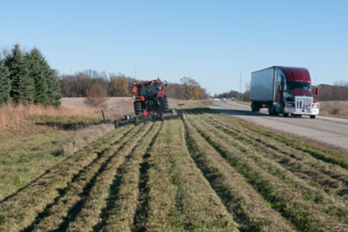 Wright County Launches Roadside Vegetation Management Program, Offers