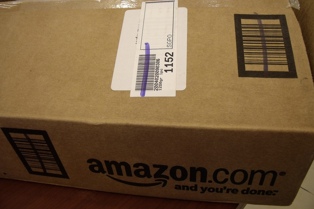 Bronx Store's Viral 'Mystery Packages' Spark Privacy Concerns Amid