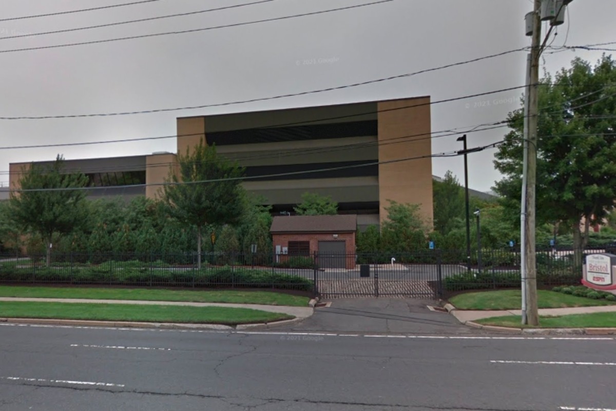 Charlotte Sports Broadcasting Icon Mark Packer Retires from ESPN's ACC