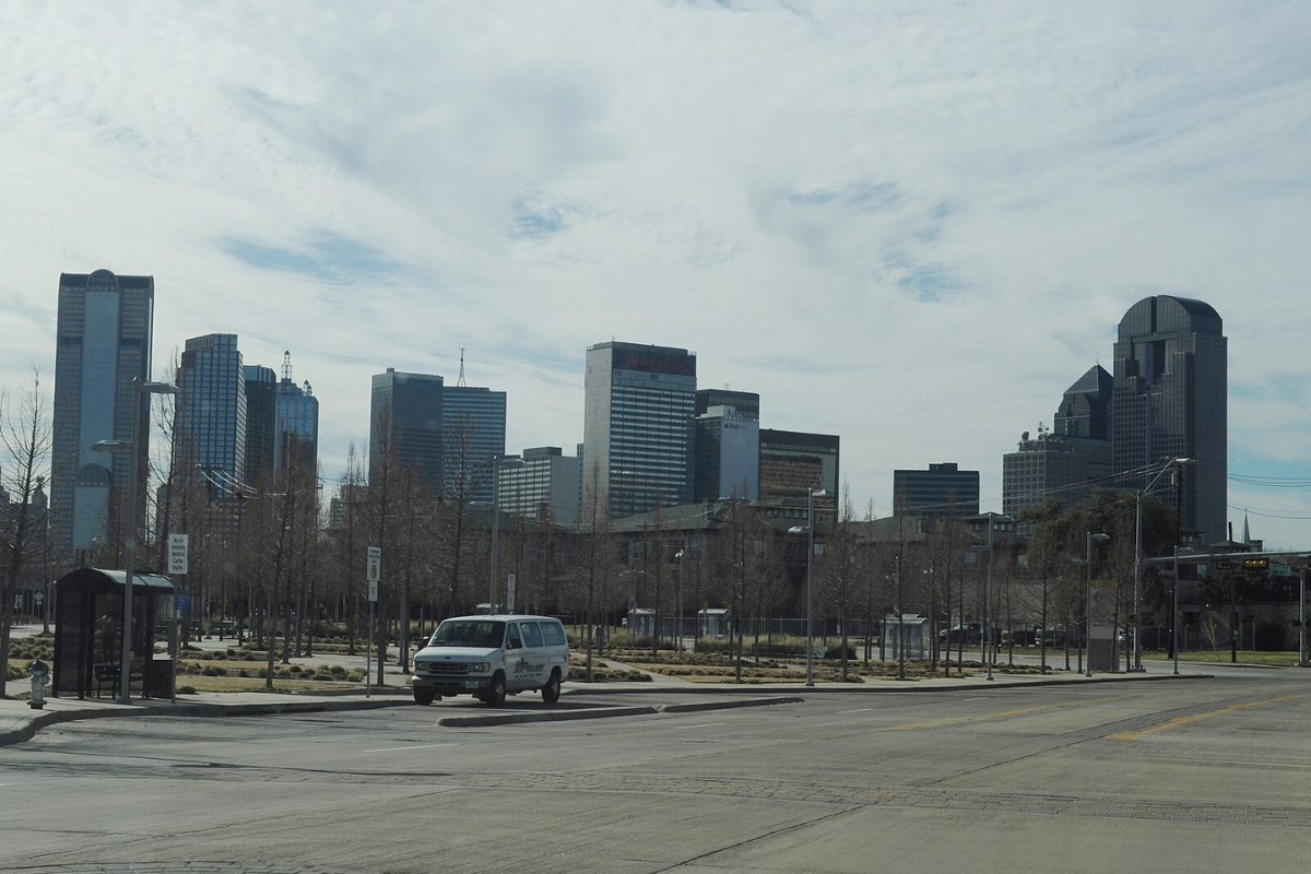 Dallas Braces for Heat Wave as Temperatures Soar into Triple Digits