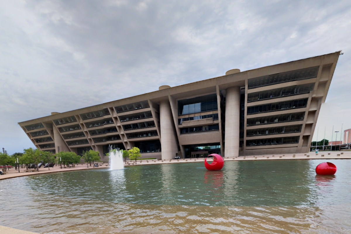 Dallas Prepares for 29th Annual Mayor's Back to School Fair, Mayor