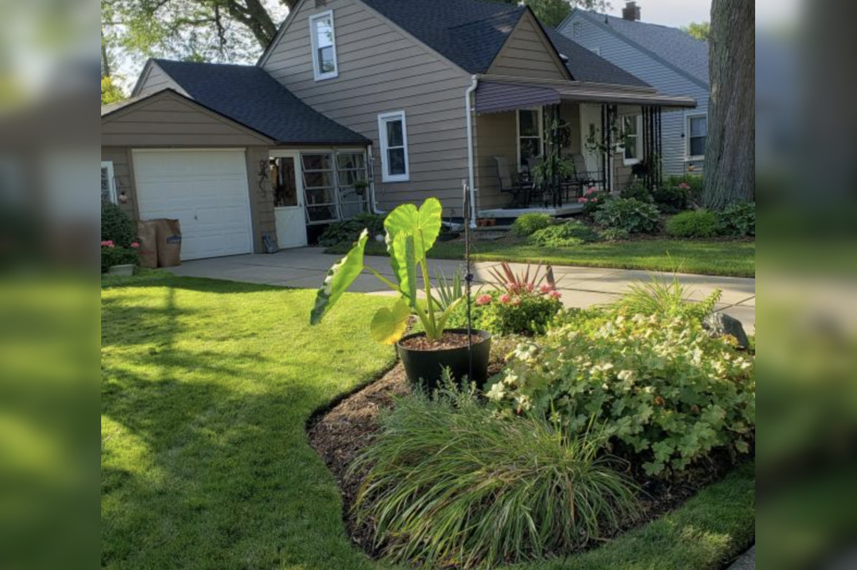 Dearborn Launches Spring Sweep Week with Emphasis on Community