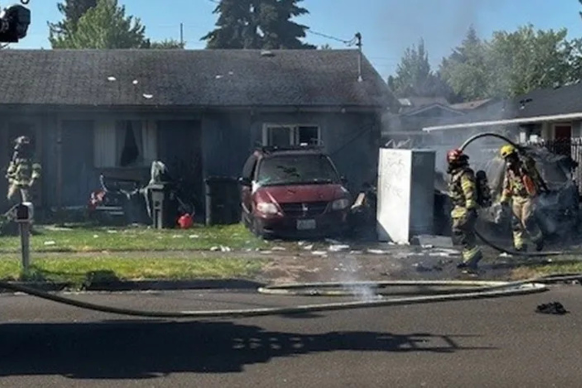 Explosion From Burning Vehicle in Lebanon, Oregon Claims a Life,
