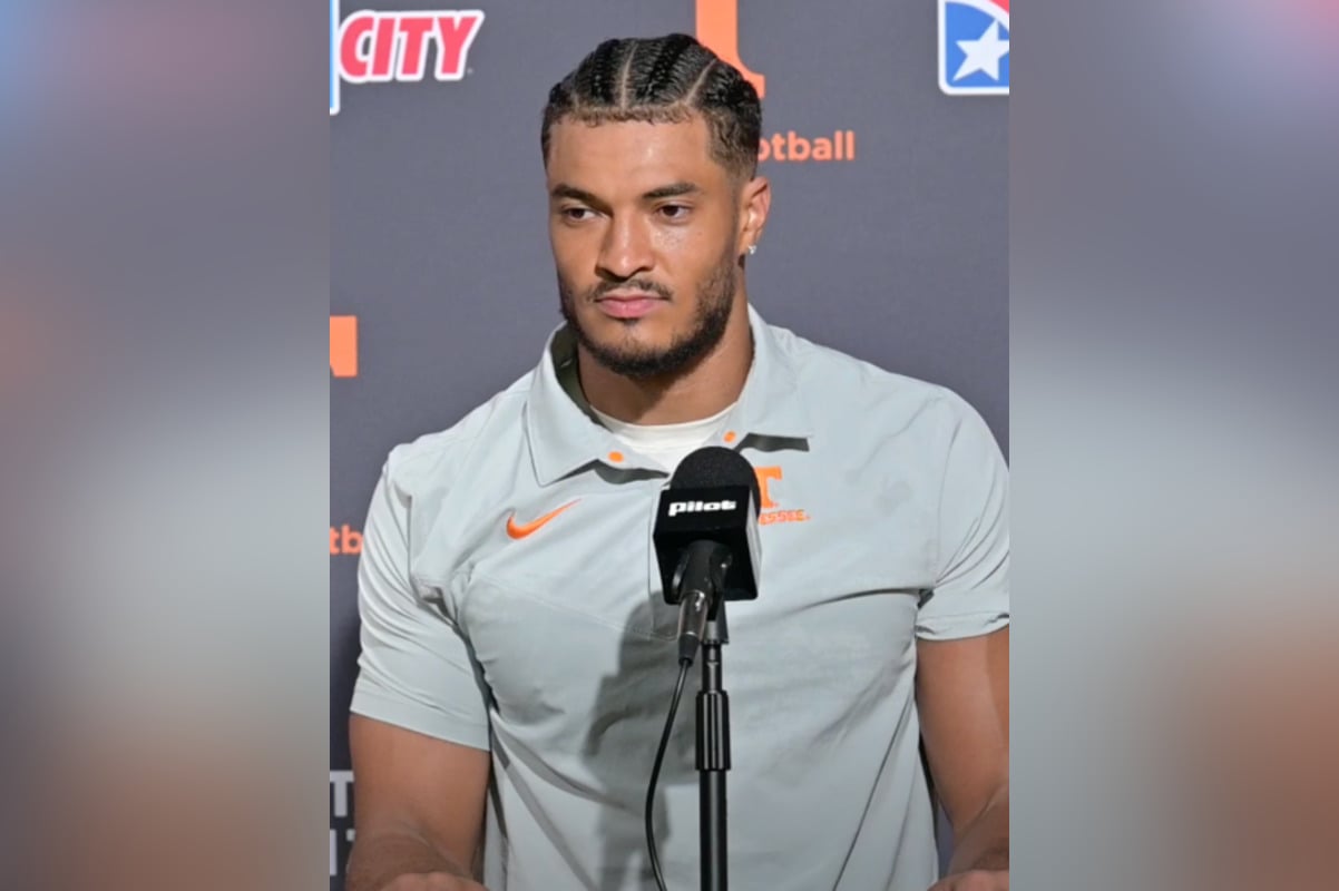 Former Tennessee WR Bru McCoy Announces Medical Retirement from
