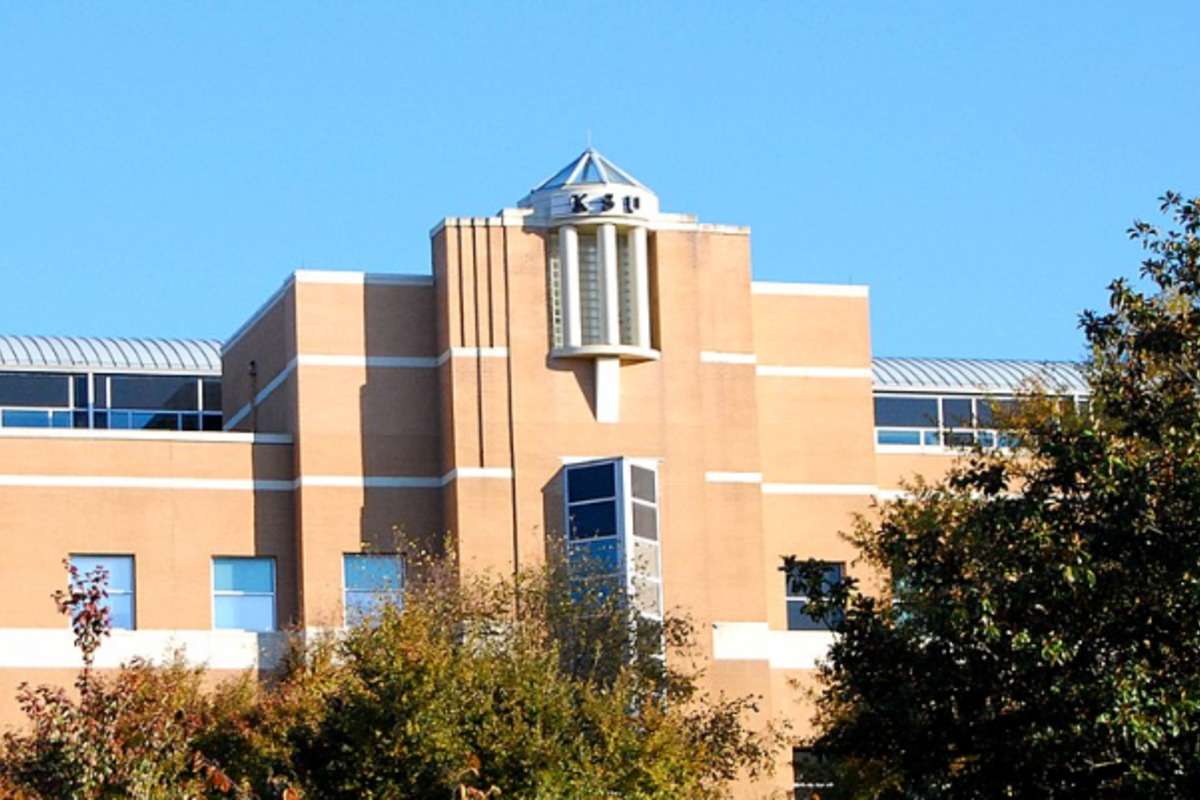 Kennesaw State University Develops AI Robot to Protect Crops from