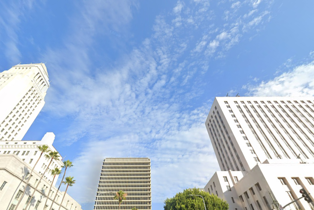 Los Angeles Embraces Predictably Mild Weather with Sunny Days and