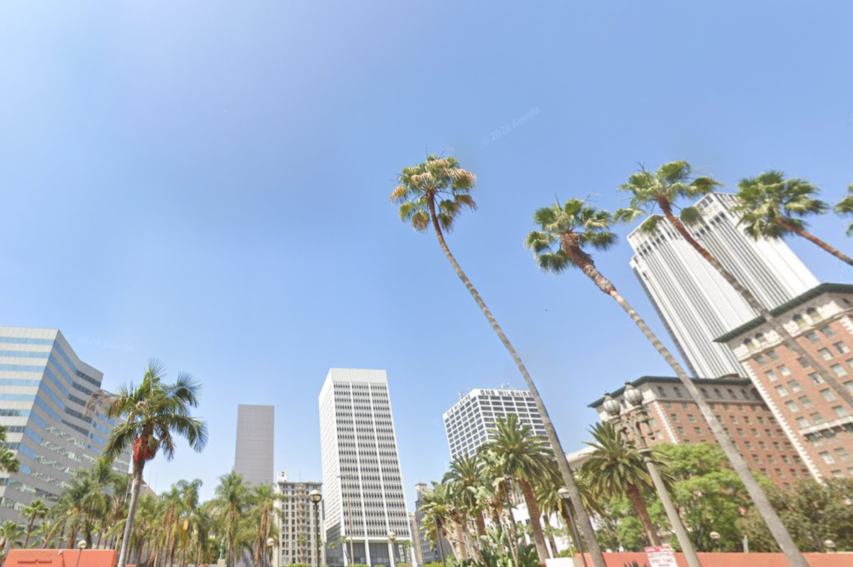 Los Angeles to Enjoy Sunny Weekend with Temperatures Reaching Near 90