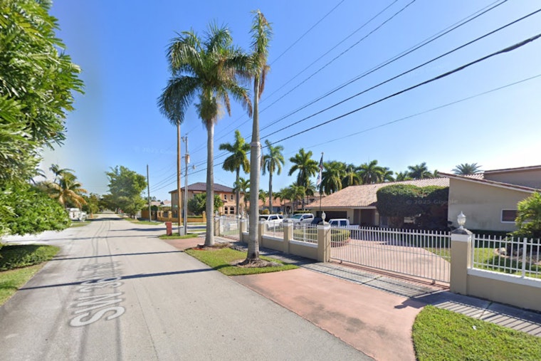 Man Fatally Electrocuted While Trimming Trees in Southwest Miami-Dade