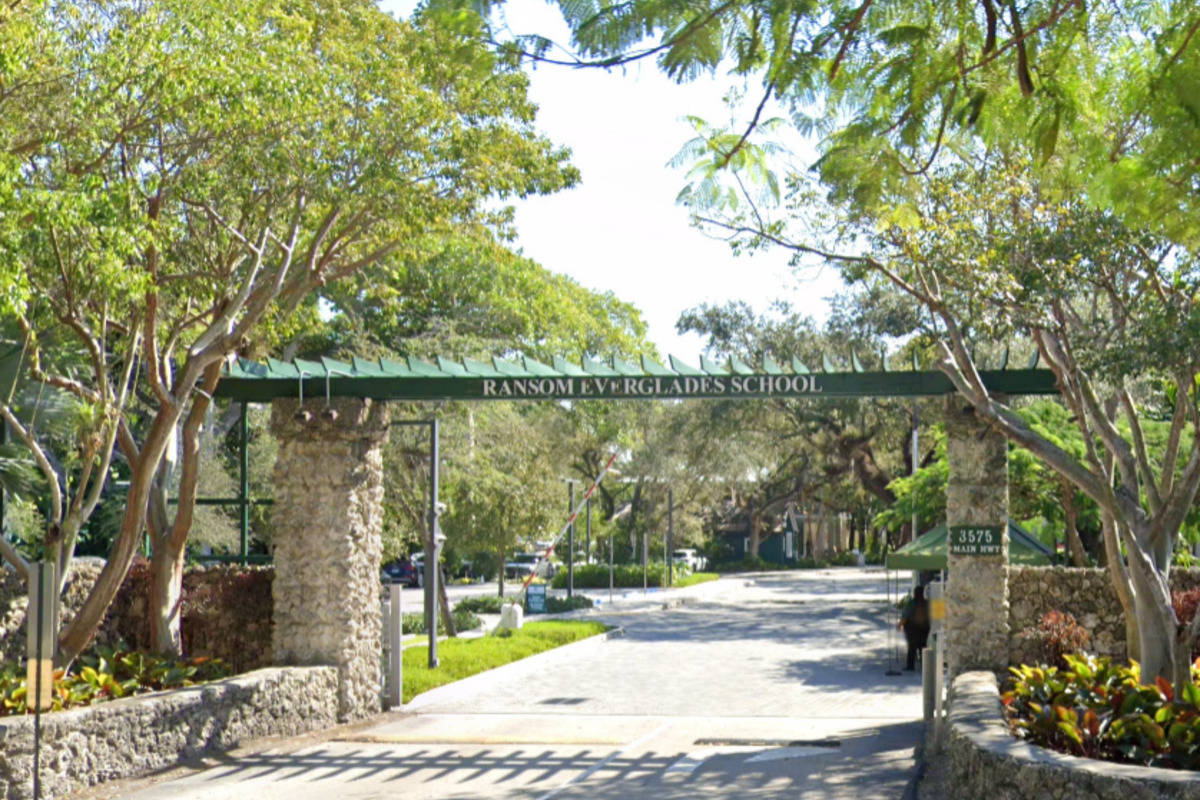 Miami Police Respond to Hoax Threat, Lift Lockdown at Coconut Grove