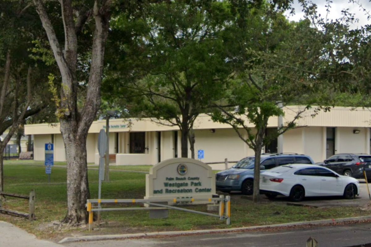 Palm Beach County Library System Debuts Relocated Book Vending Machine