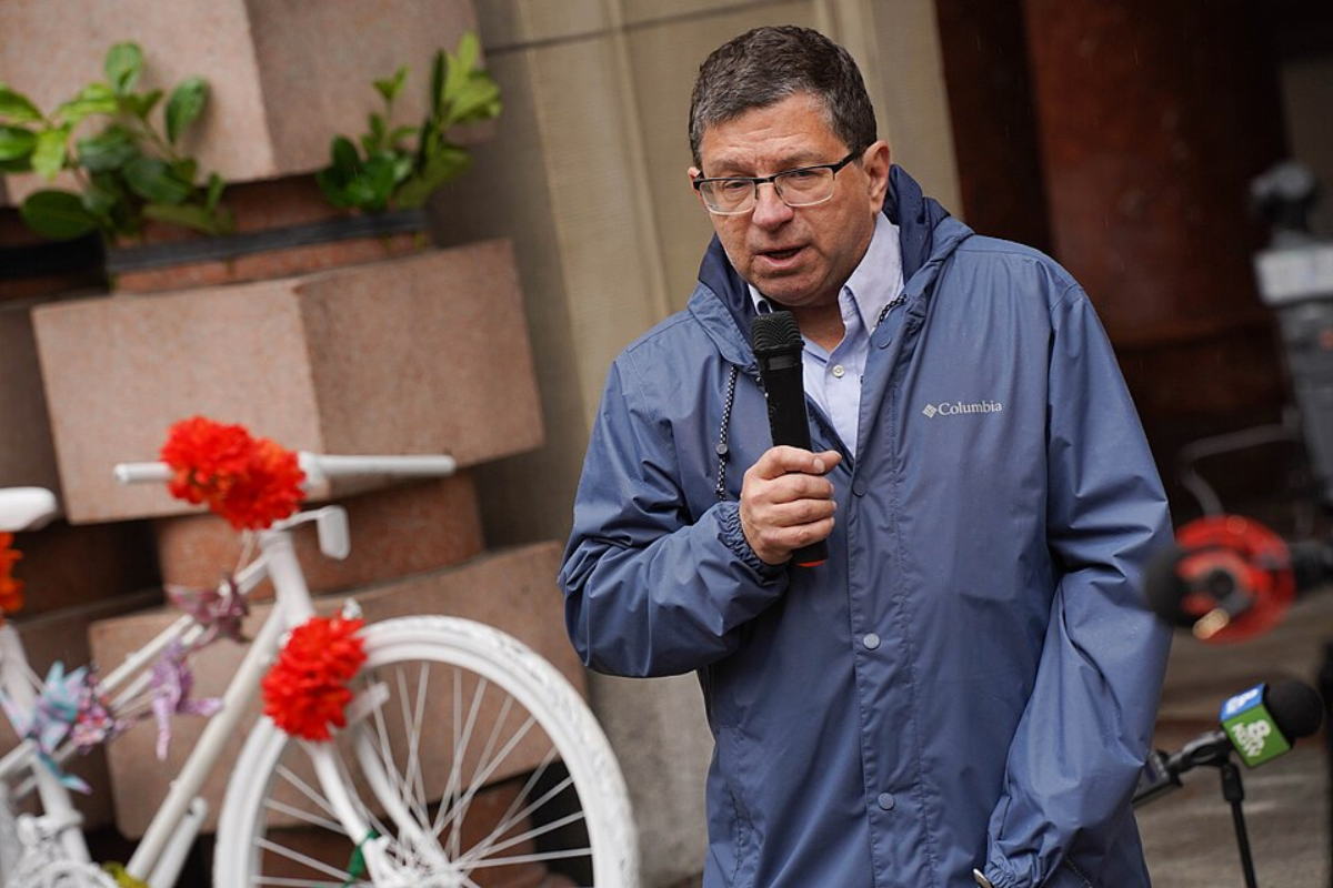 Portland Councilor Steve Novick Challenges Mayor's Budget Cuts to Park
