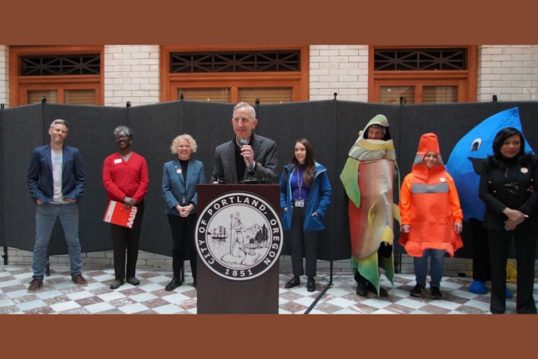 Portland Mayor Keith Wilson Announces Walk and Bike to School and Work
