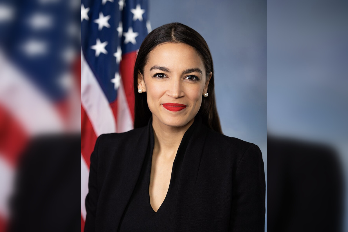 Rep. Ocasio-Cortez Declines to Seek Top Oversight Committee Role,