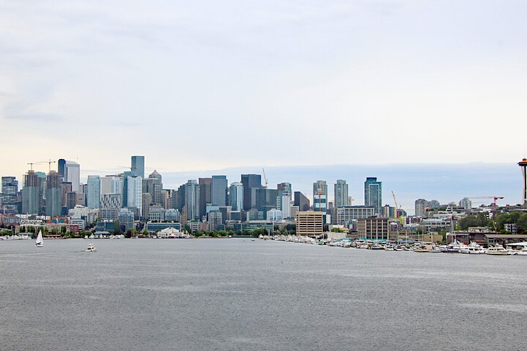 Seattle Embraces Overcast Skies with Chances of Showers, NWS Reports