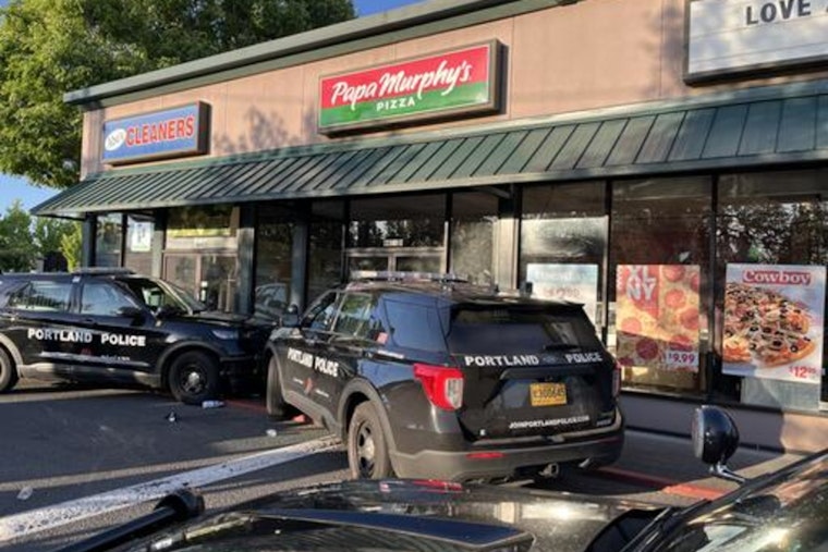 Southeast Portland Pizza Shop Standoff Ends Peacefully, Suspect Joseph