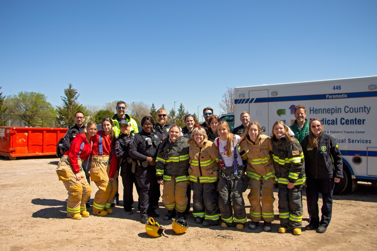 St. Louis Park Hosts Mini-Internship for High Schoolers to Experience