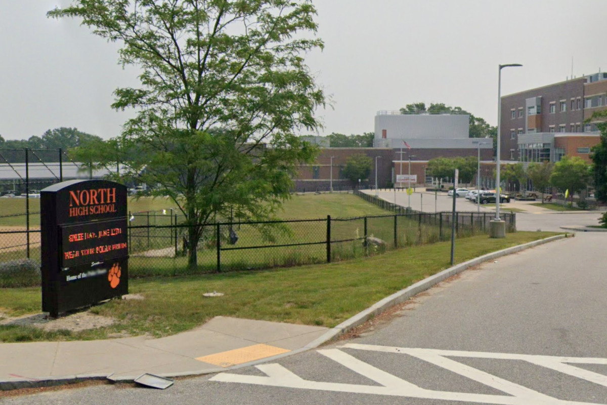 Worcester North High School Receives Bomb Threat, Police Conduct