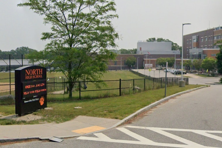 Worcester North High School Receives Bomb Threat, Police Conduct