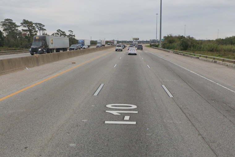 All Eastbound Lanes of I-10 East Freeway Near San Jacinto River Shut