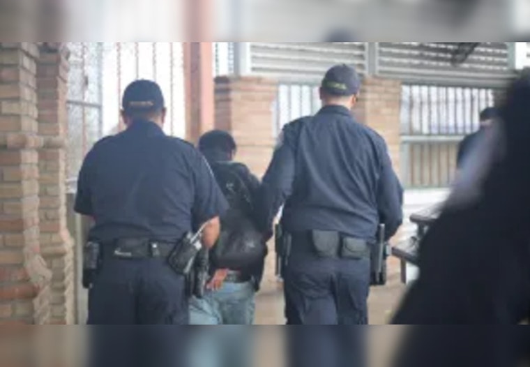 CBP Officers at Progreso Port of Entry Arrest Suspect in New Mexico