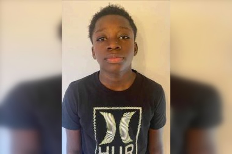 Chicago Rallies in Search for Missing 13-Year-Old Quentine Williams;