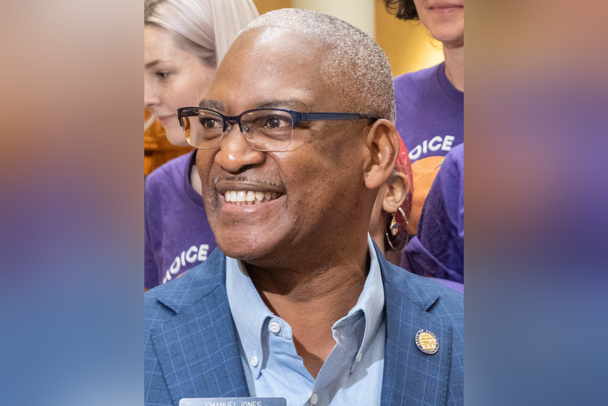 Decatur's Sen. Jones Blasts Trump's 'King-Like' Military Strike on