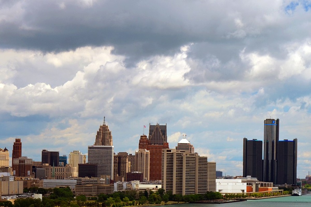 Detroit Braces for Week of Sunshine and Showers, National Weather