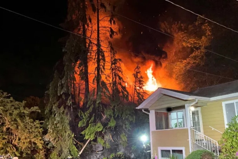 Elderly Woman Critically Injured in Wallingford House Fire, Seattle