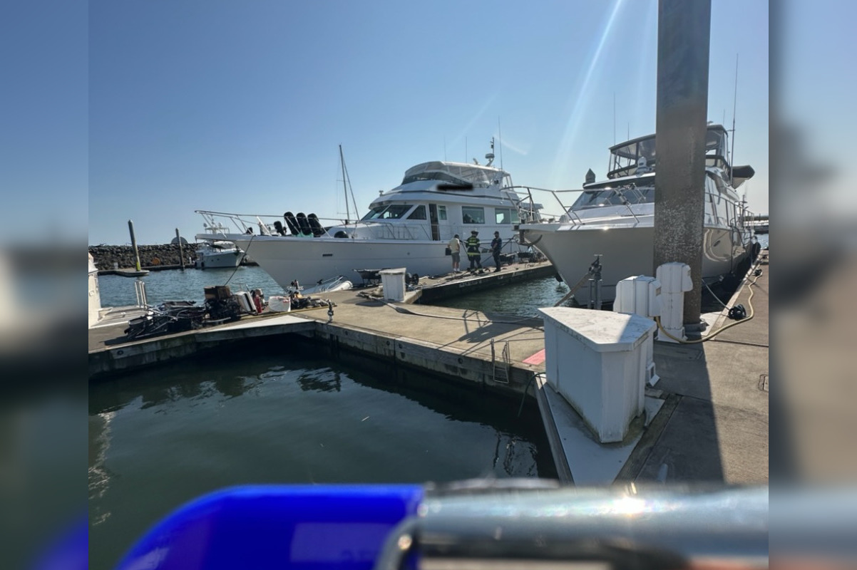 Everett Firefighters Quickly Extinguish Boat Fire at Port of Everett