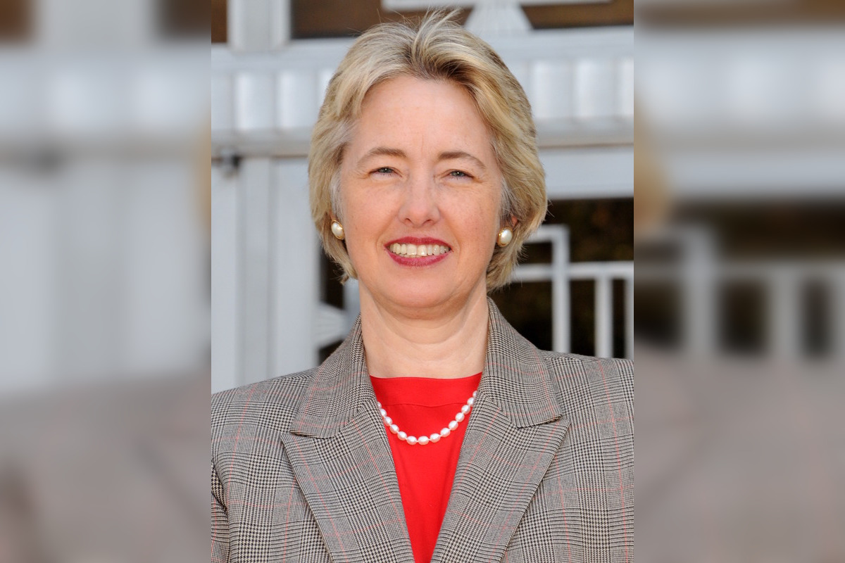 Former Houston Mayor Annise Parker Announces Run for Harris County