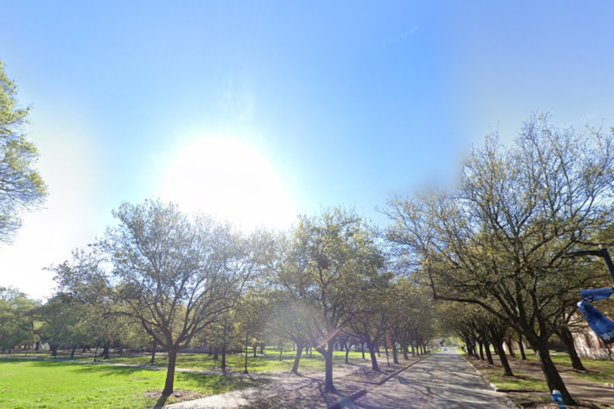 Honolulu Forecast, Breezy Conditions to Persist, Weekend Promises