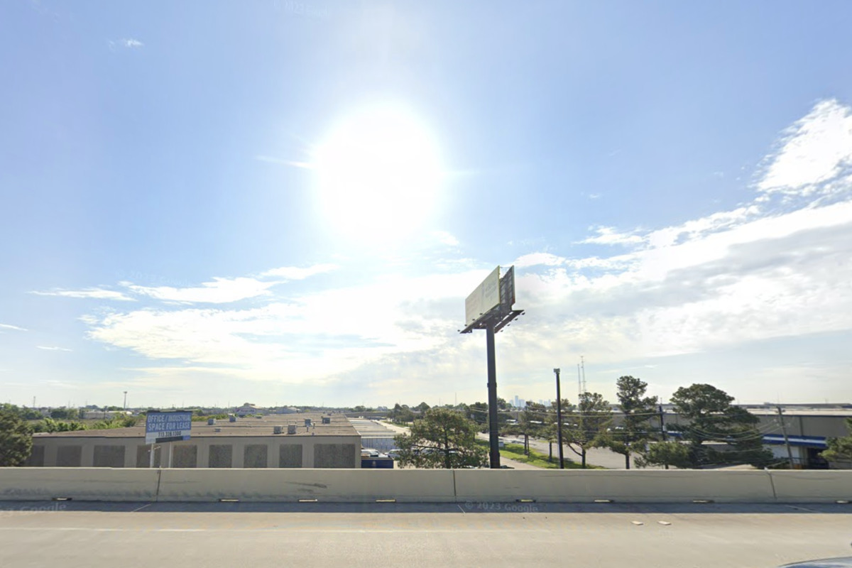 Houston Braces for Blistering Weekend: Saharan Dust and Soaring