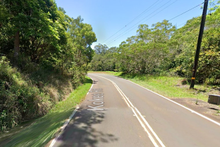 Kaua‘i Firefighters Quell Brush Fire Near Kokee Road in Kekaha, No