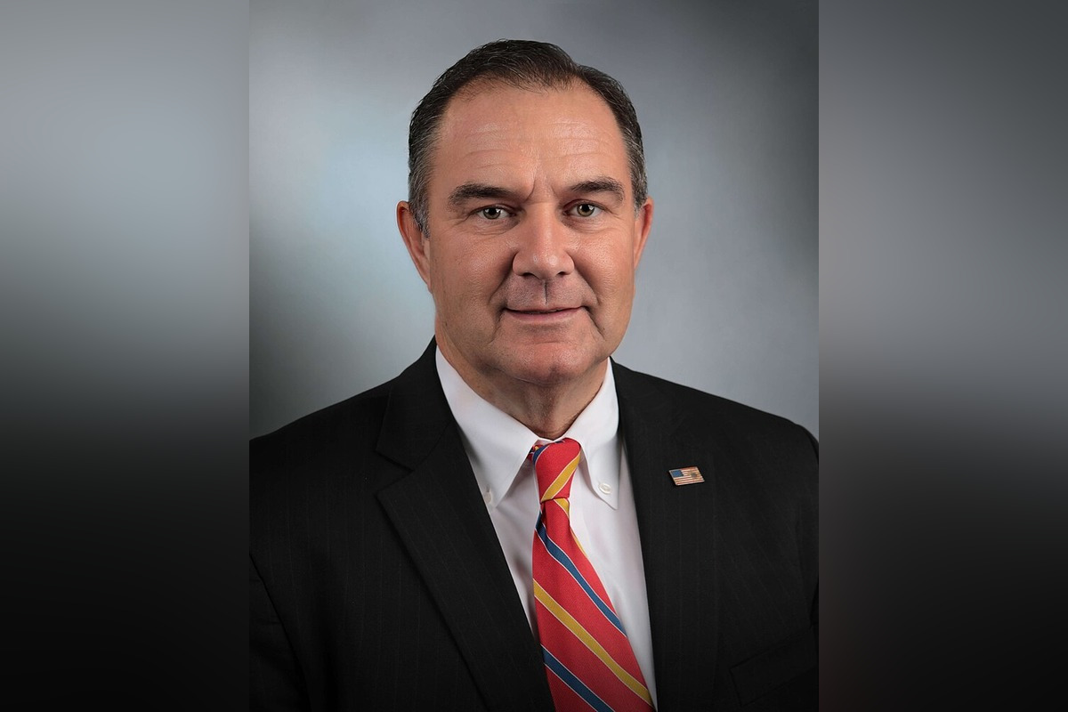 Missouri Governor Kehoe Activates National Guard Amid Immigration