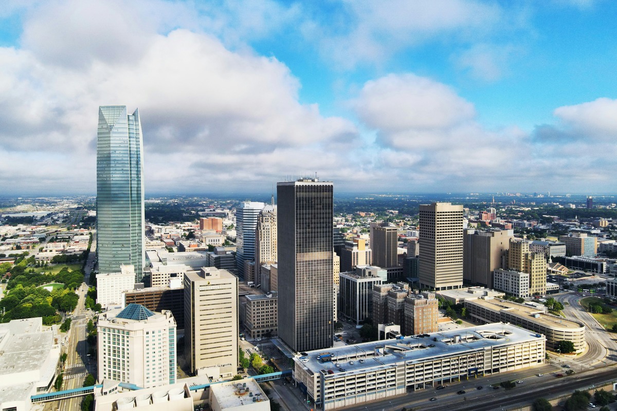 Oklahoma City Welcomes a Week of Sun-Drenched Days and Clear Starry