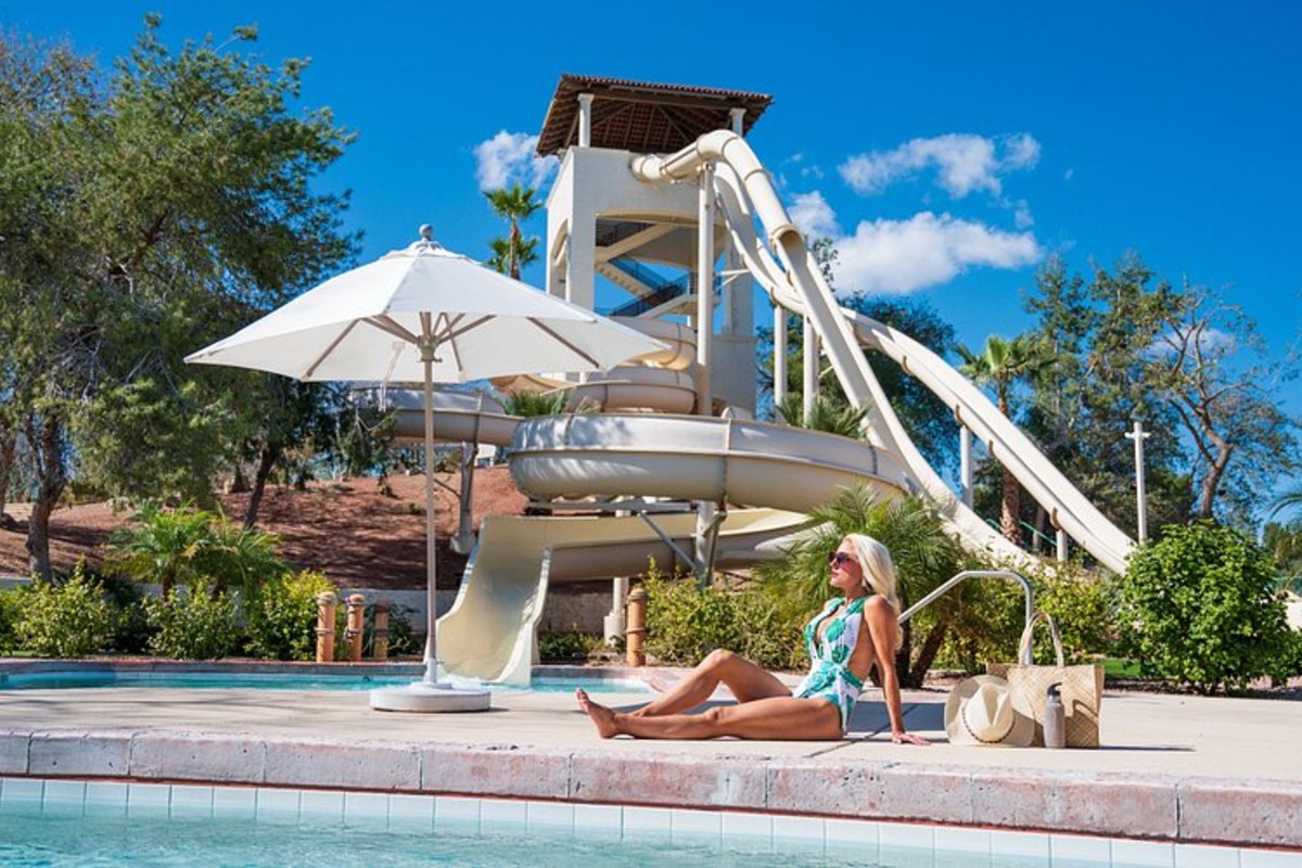 Phoenix's Best Hotel Pools and Water Parks, Your Oasis in the Desert