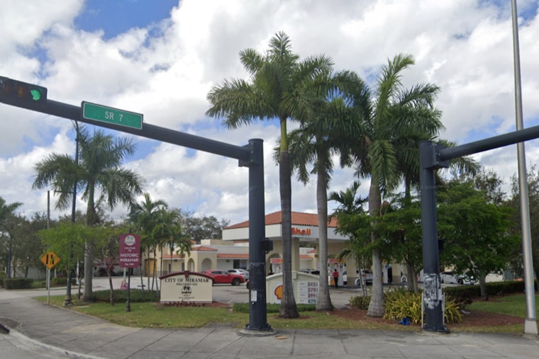 Repeat High-Flying Spectacle, South Florida Man Stages New Traffic