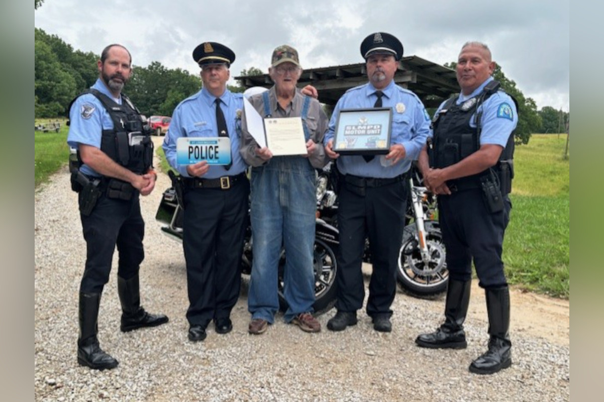 St. Louis Retired Motorman Wendell "Dick" Hess Honored by SLMPD