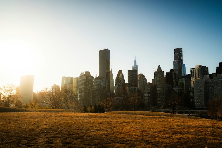 Sunny Days Ahead as New York's Boroughs Anticipate Mild Weather with a