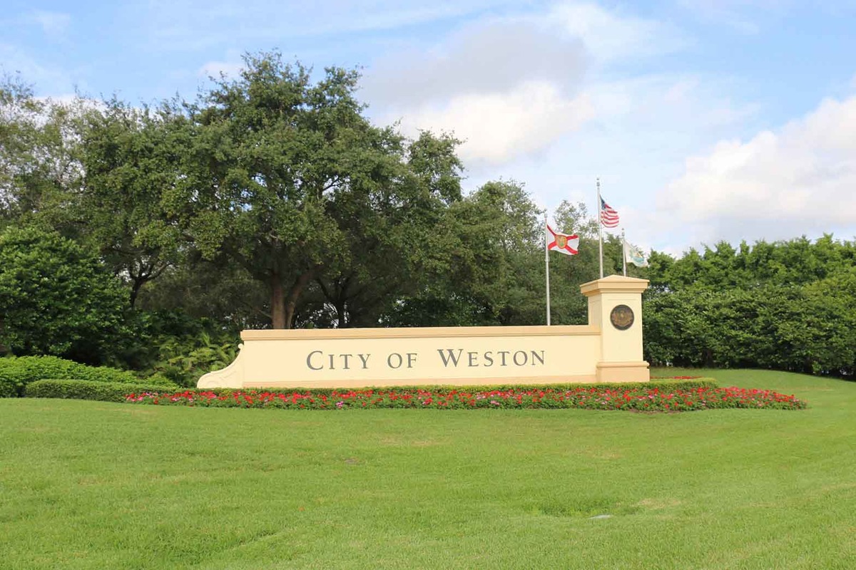 Weston, Florida Celebrates Ranking as Top 100 Best Place to Live in