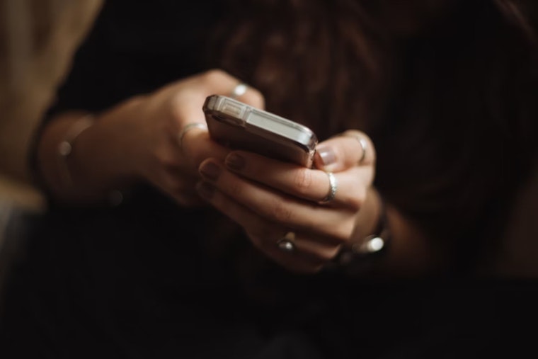 Arizona Residents Warned Against Fake "DMV" Traffic Citation Scam