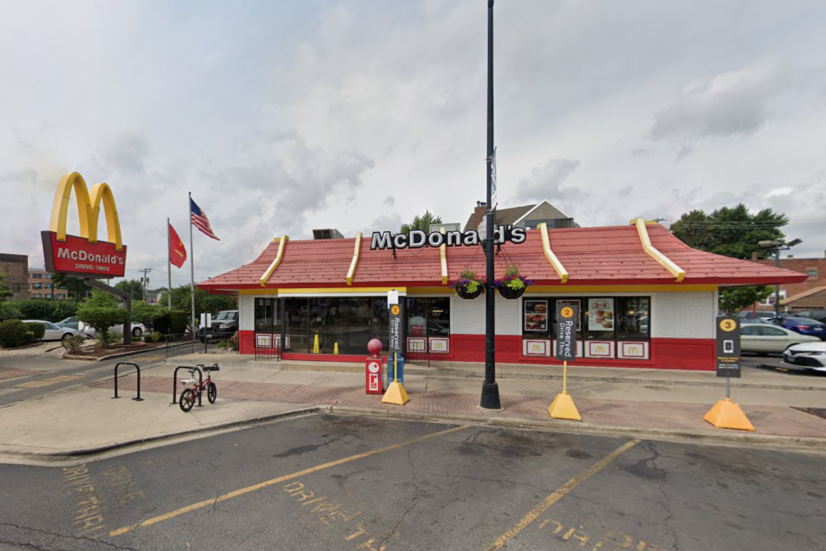 Armed Robbery Attempt Foiled at Lincoln Square McDonald's in Chicago;