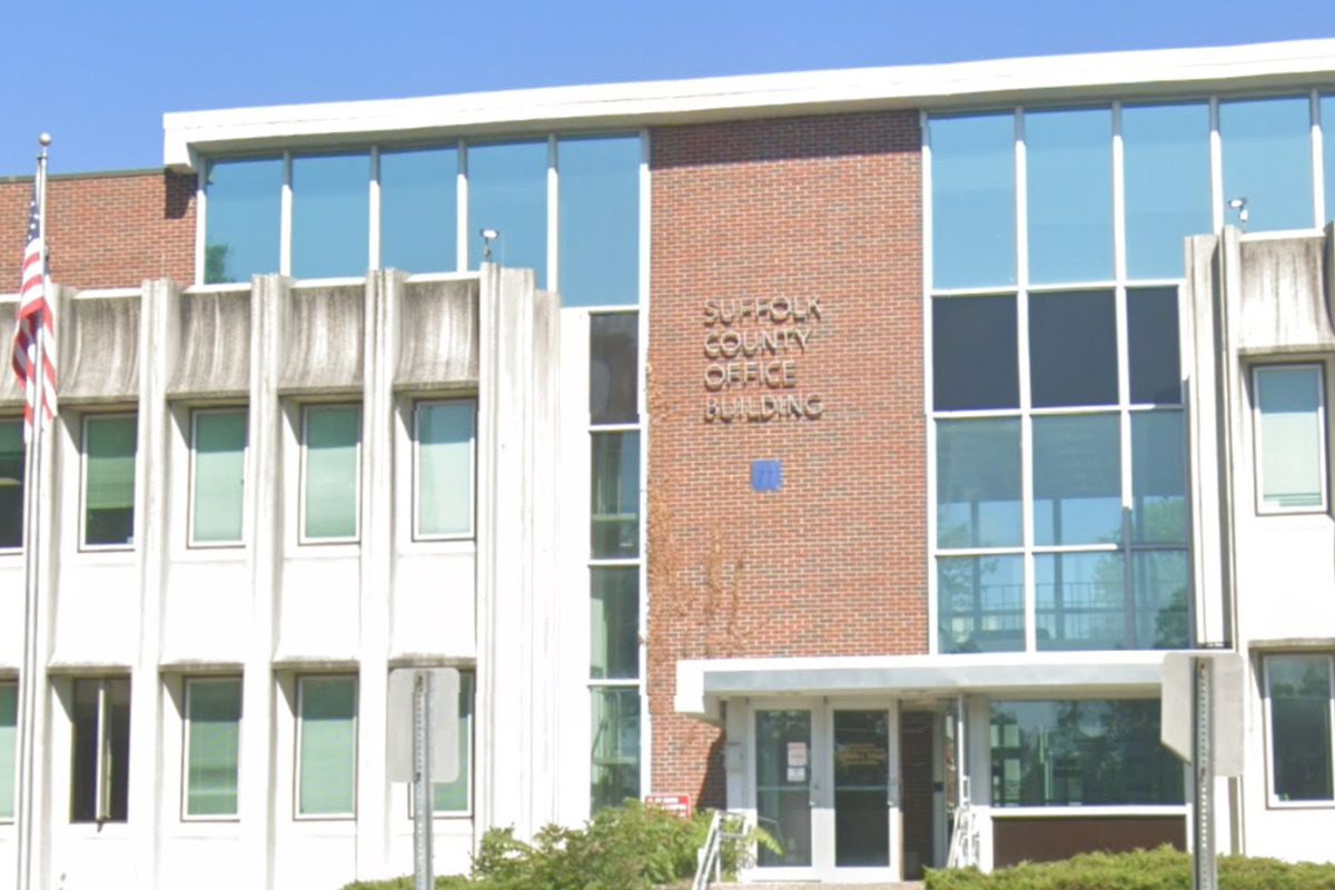 Cape Cod Nurse Charged with Diverting Oxycodone from East Boston