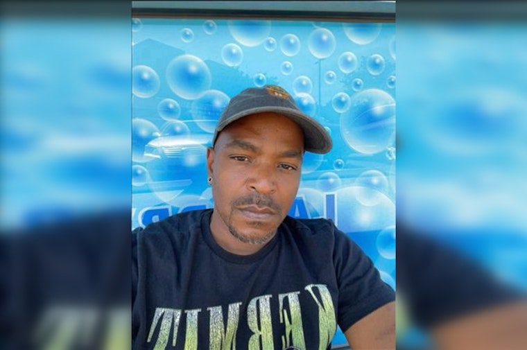 Chicago Police Urge Public to Help Locate Missing Man Last Seen at UIC