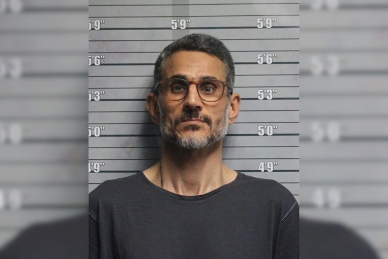 Cincinnati Rallies for Release of Detained Imam and Former Children's