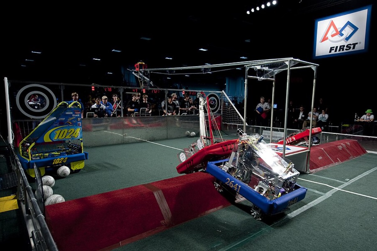 Cleveland Students Showcase Engineering Prowess in National Robotics