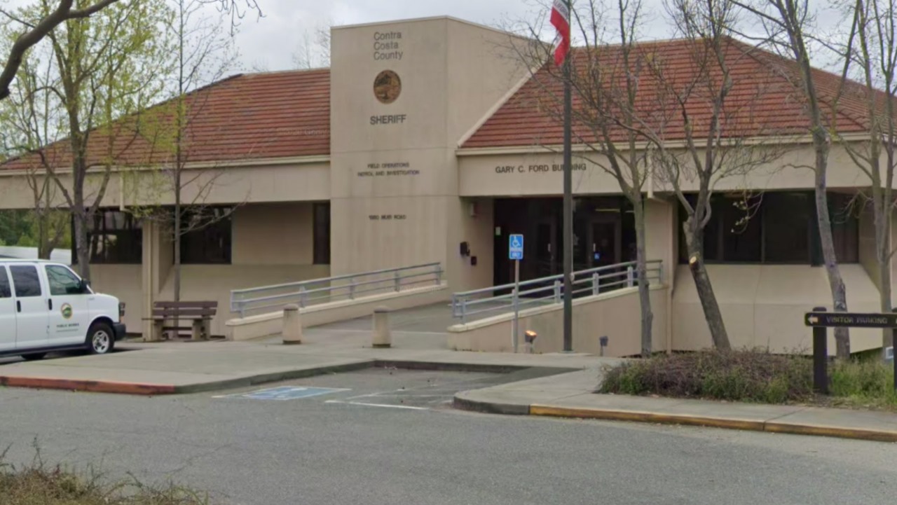 Contra Costa Sheriff's Deputies Investigate Fatal Shooting in Bay